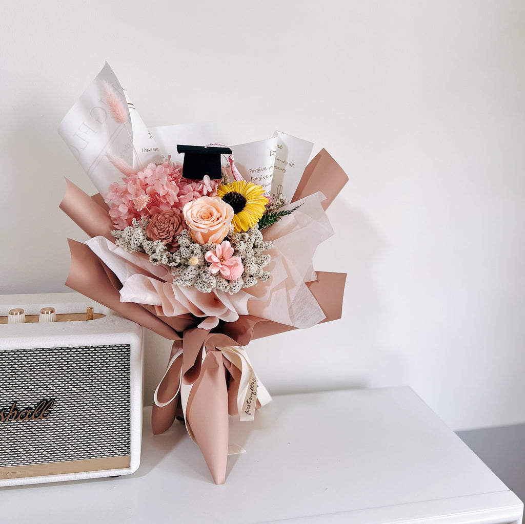 Everlasting Flower Bouquet Coral Peach | Pretty Graduation Flowers ...