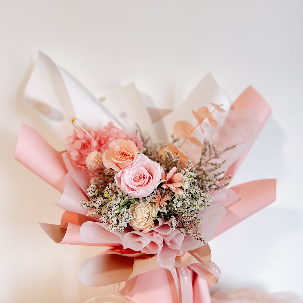 Everlasting Flower Bouquet Regular - Pink | Pretty Preserved Flowers ...