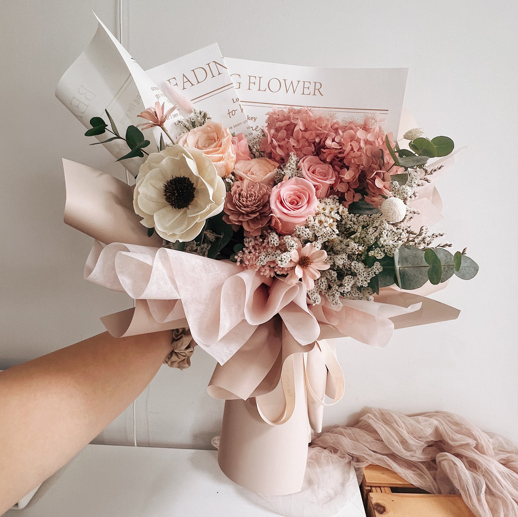 Everlasting Love Premium Deluxe - Roseate Dawn | Preserved Flower ...