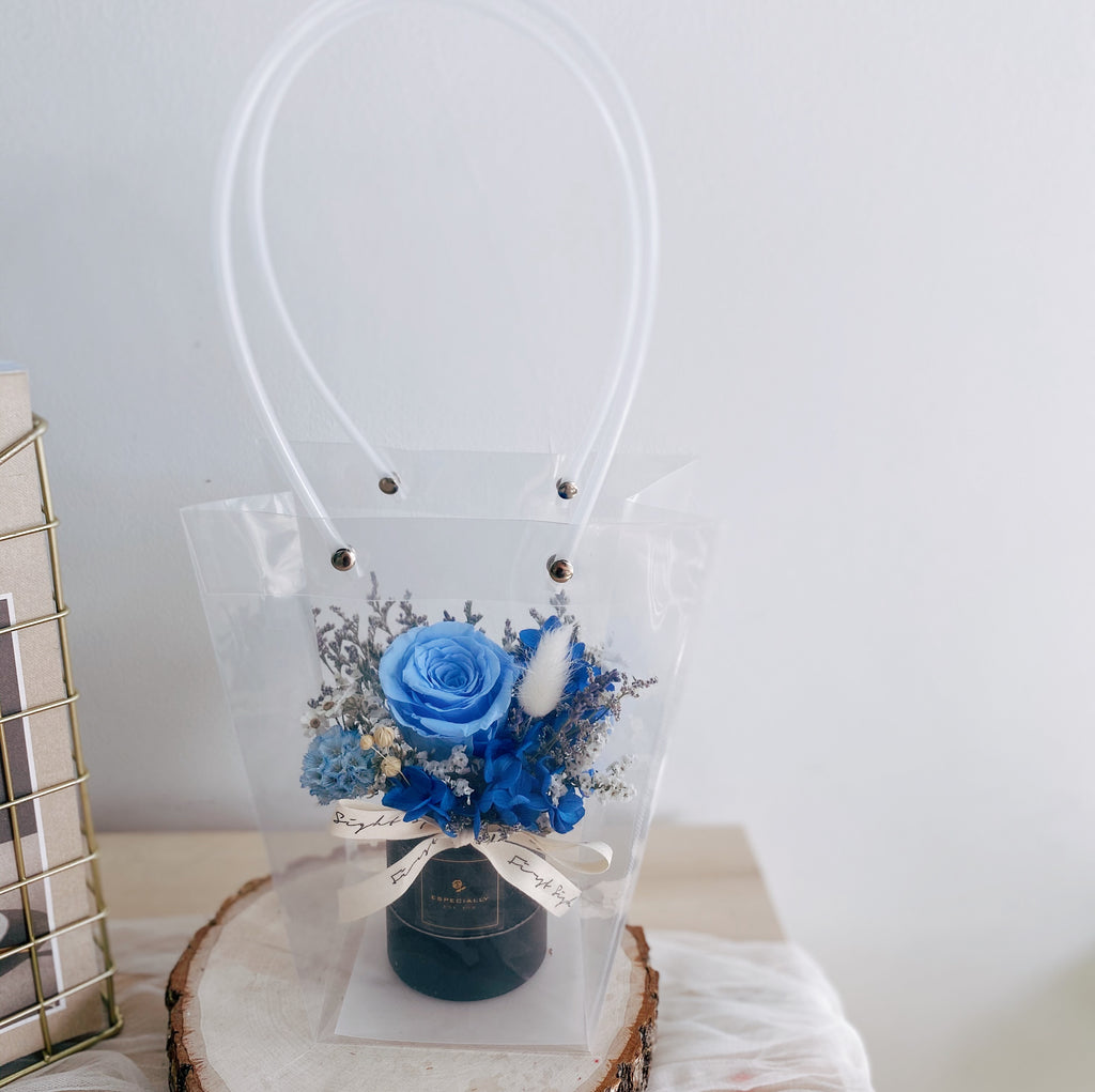 Everlasting Mini Bloom Box Blue | Pretty Flowers Gifts |First Sight SG ...