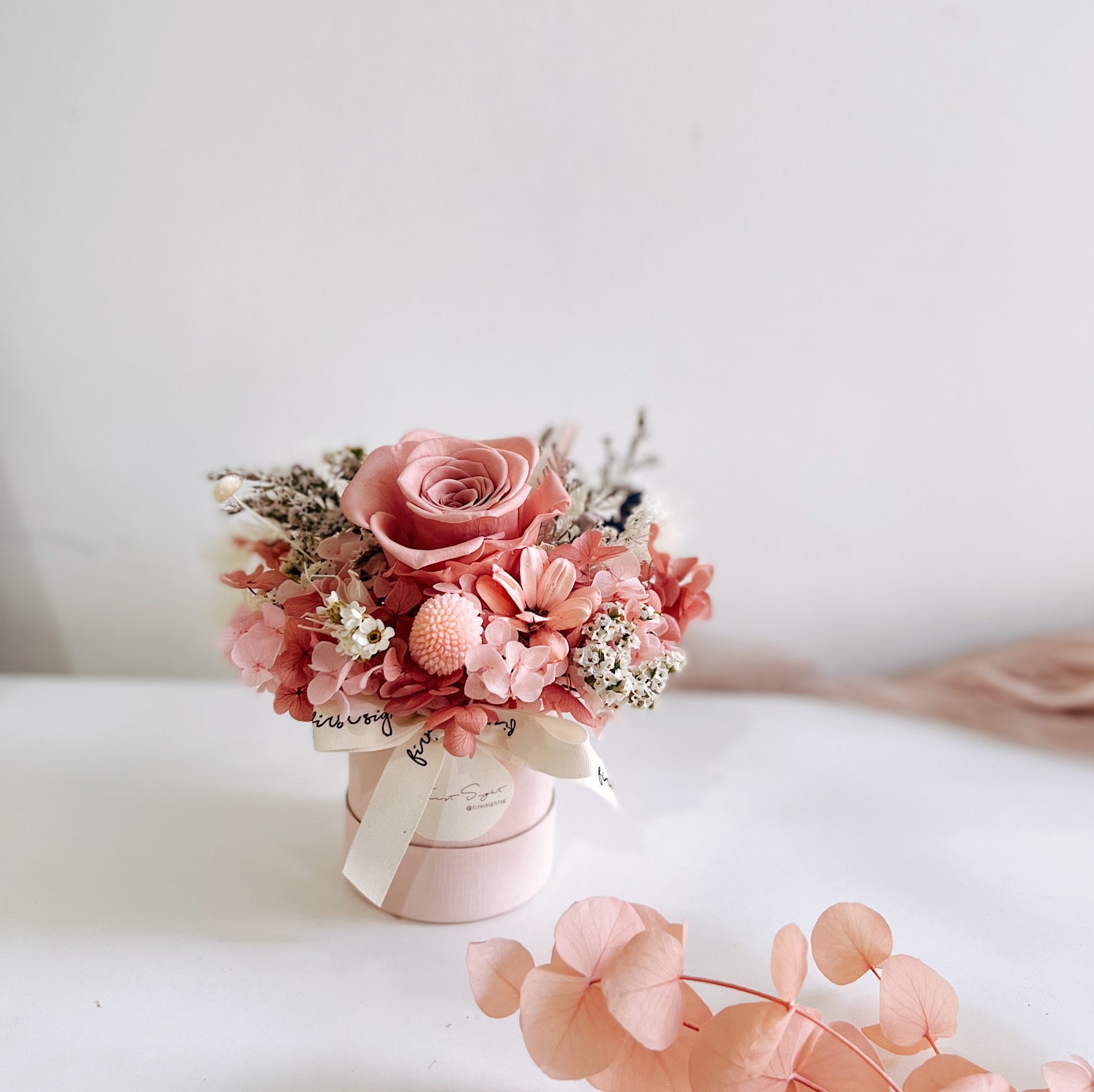 Everlasting Mini Bloom Box Earl Grey | Pretty Gifts | First Sight SG ...