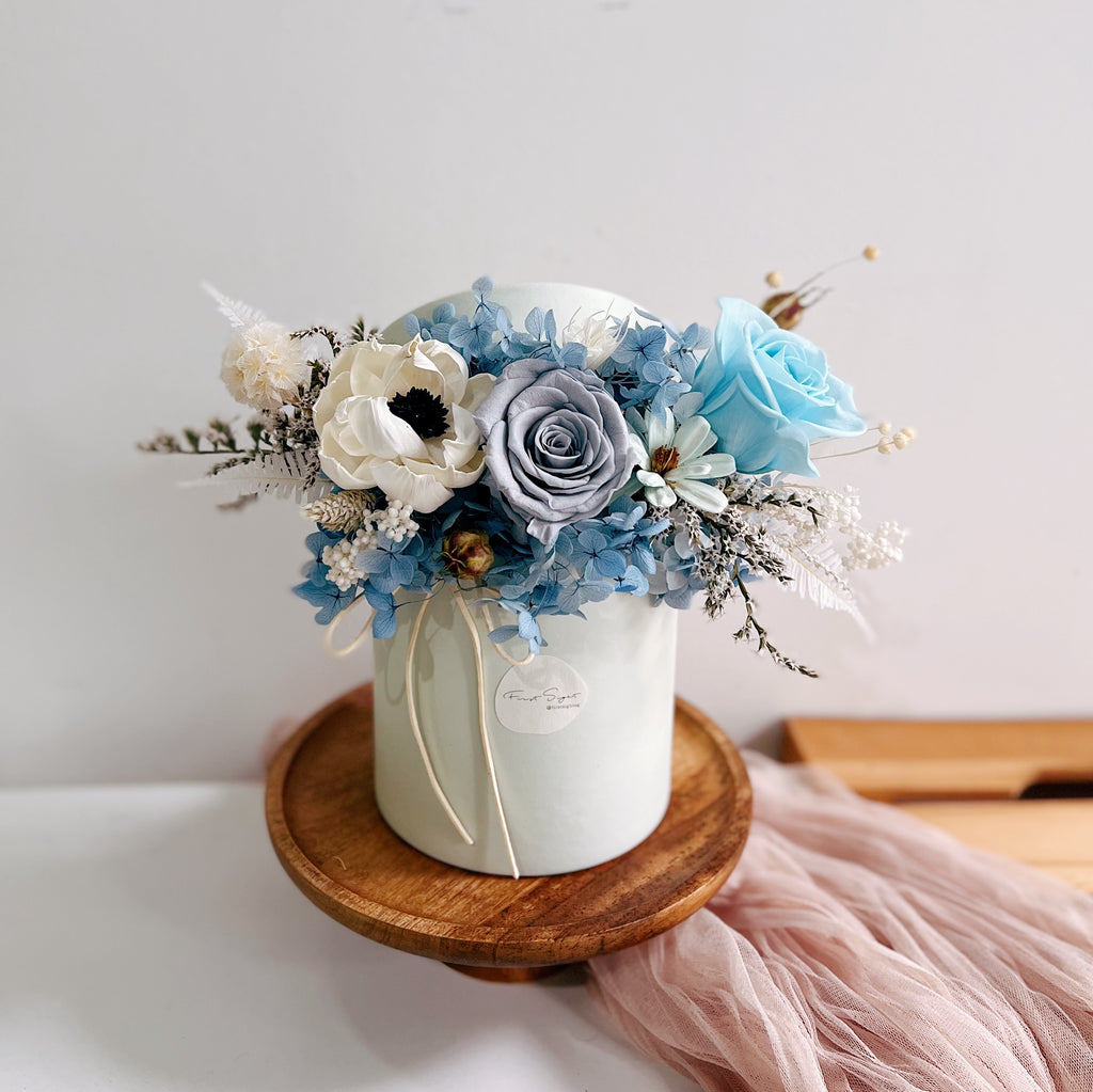 Everlasting Grande Premium Bloom Box Misty | First Sight SG – First ...