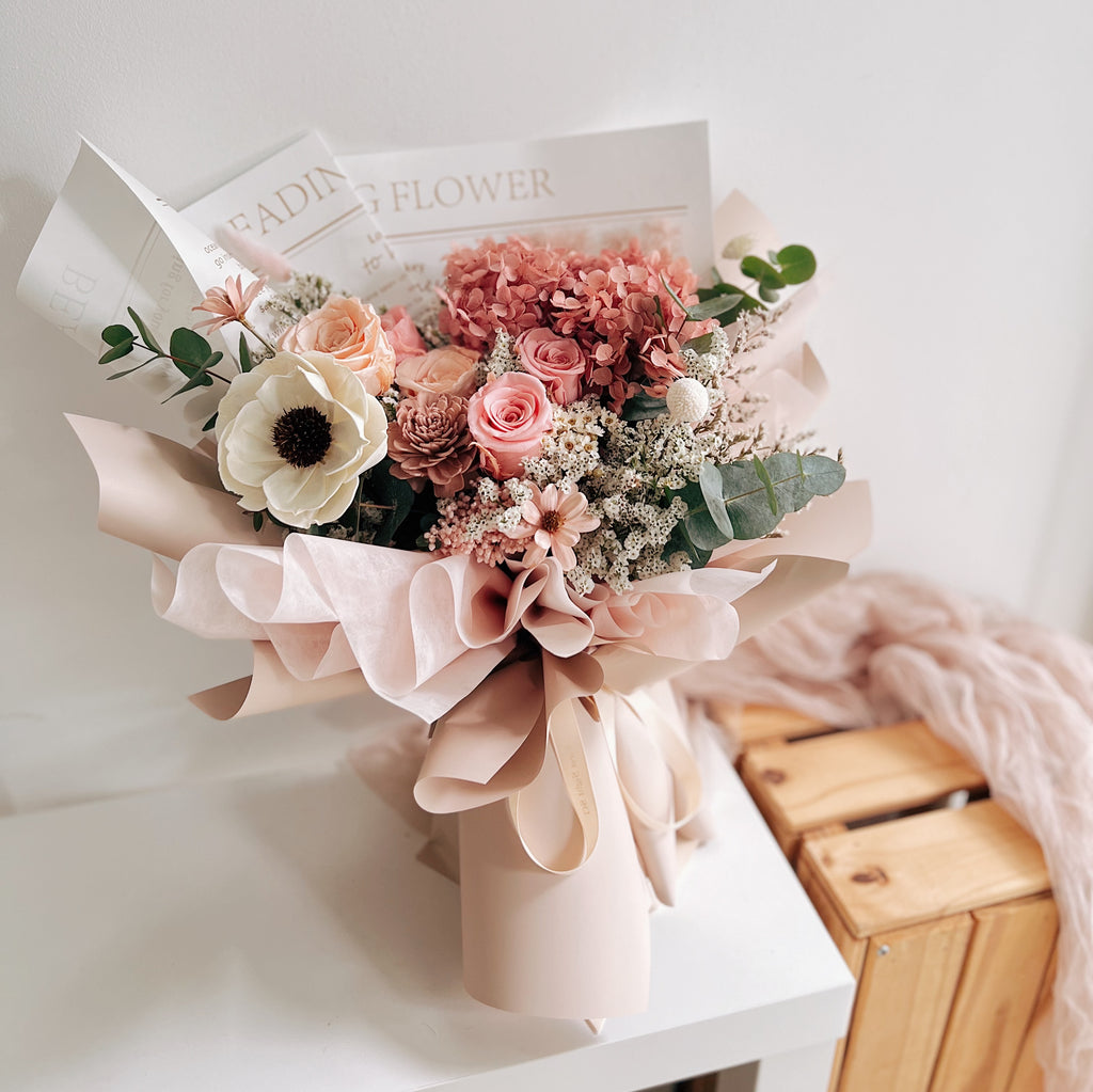 Everlasting Love Premium Deluxe - Roseate Dawn | Preserved Flower ...